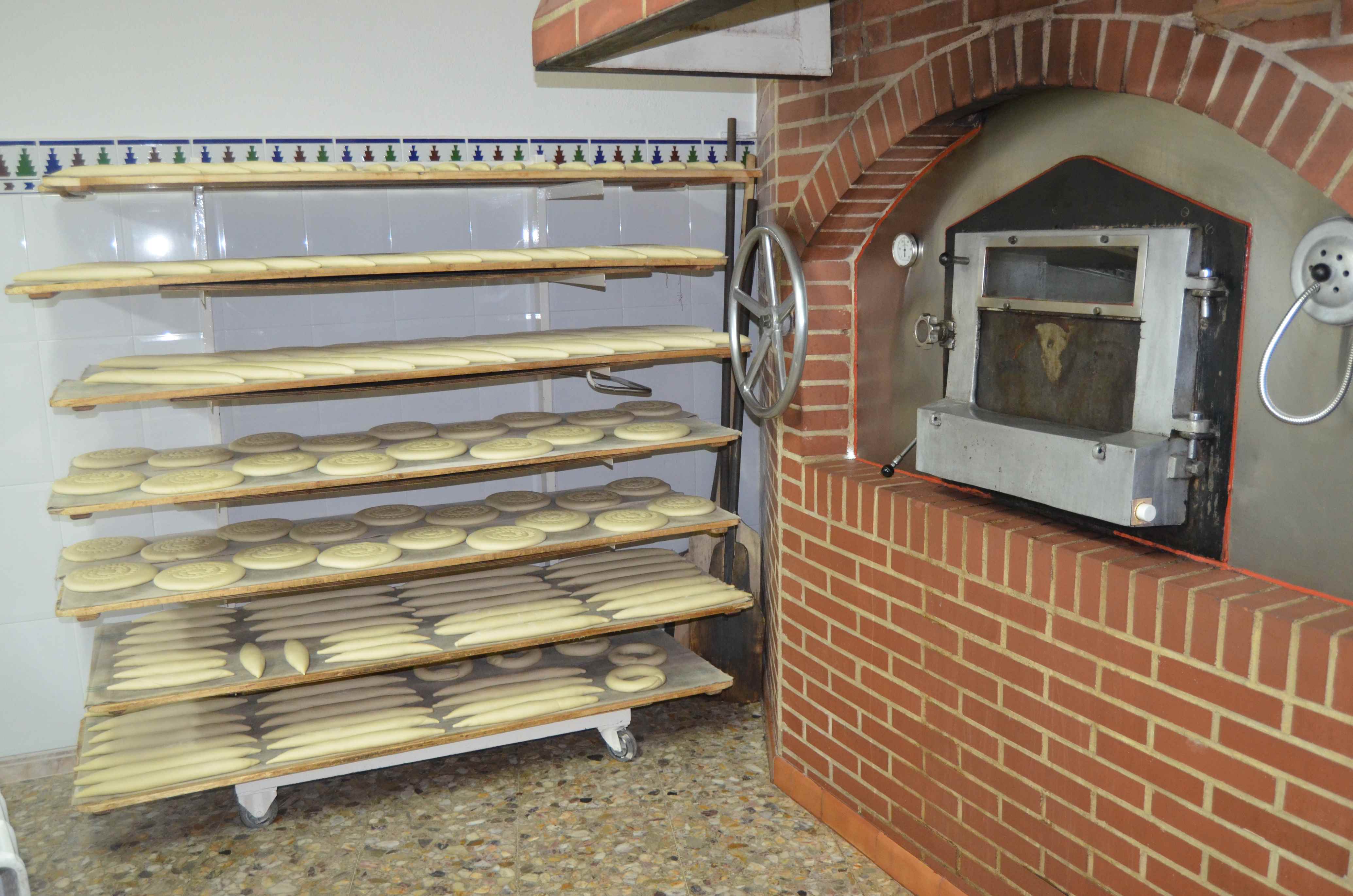 Panadería - Panadería Plaza Villalumbroso